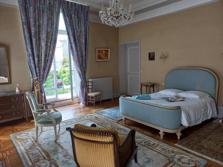 Au Pied De La Cathédrale - Chambre Bleue - Bayeux