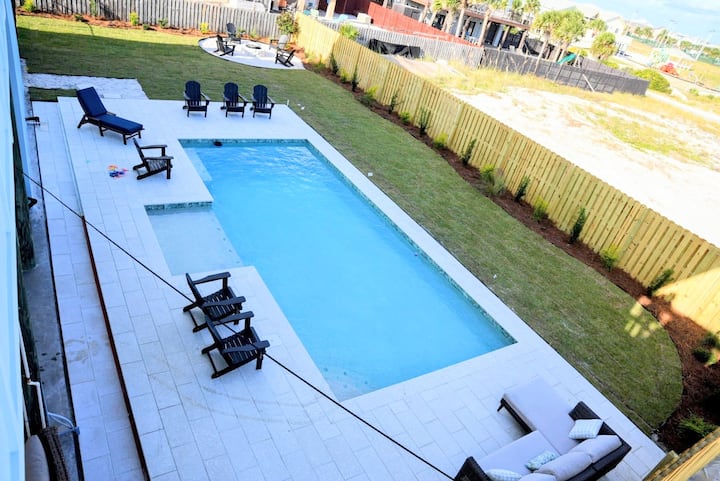 Heated Pool, Family Haven, Beach Gear, Pet Welcome - Pensacola Beach, FL