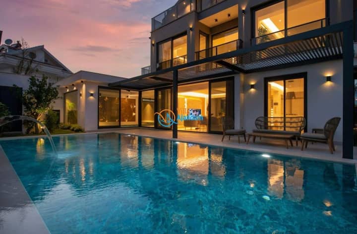 Villa Premium ÖLüdeniz 3+1 Kapalı Havuz - Ölüdeniz