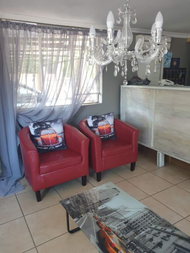 Villamed Guesthouse - Municipalità locale di City of Motlosana