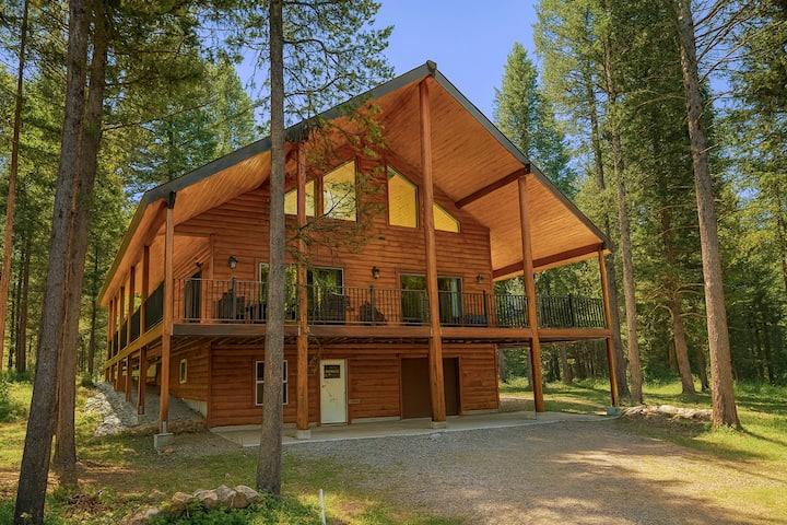 Huckleberry Pines Ac+wifi+hot Tub+35 Mins To Ynp - Island Park, ID