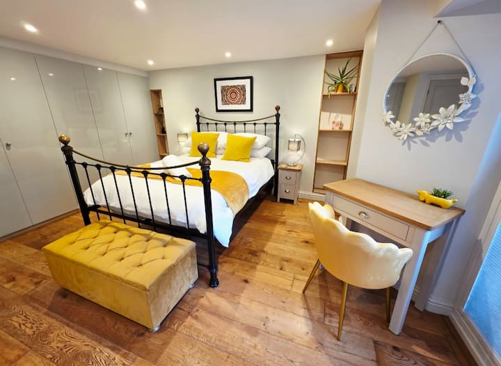 Seaside Serenity In A Historic 1830s Gem /Sleeps 4 - Ilfracombe