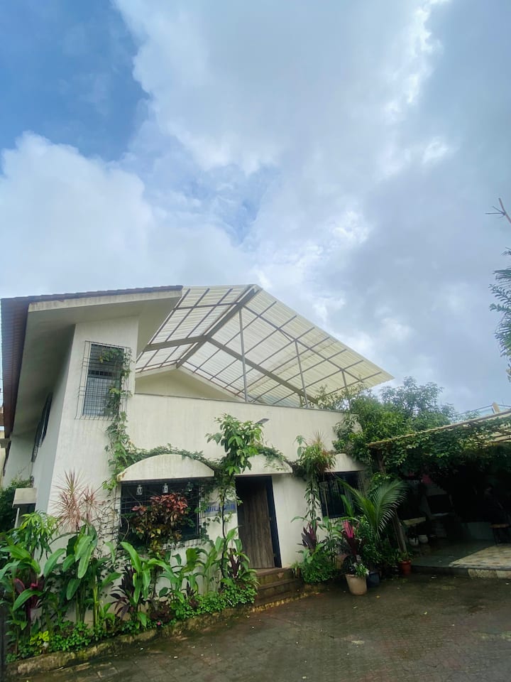 Hideaway Lonavala - Lonavla