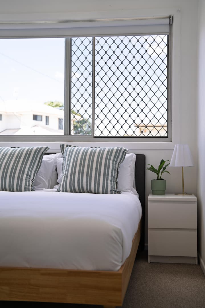 Maroochydore Palm - Calm, Central, Convenient - Alexandra Headland