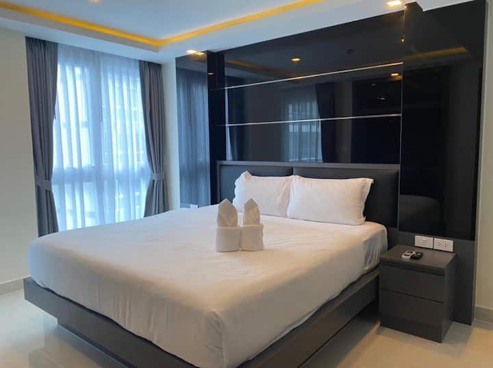 New! Pool View & Grand Avenue & Central Pattaya - Pattaya City