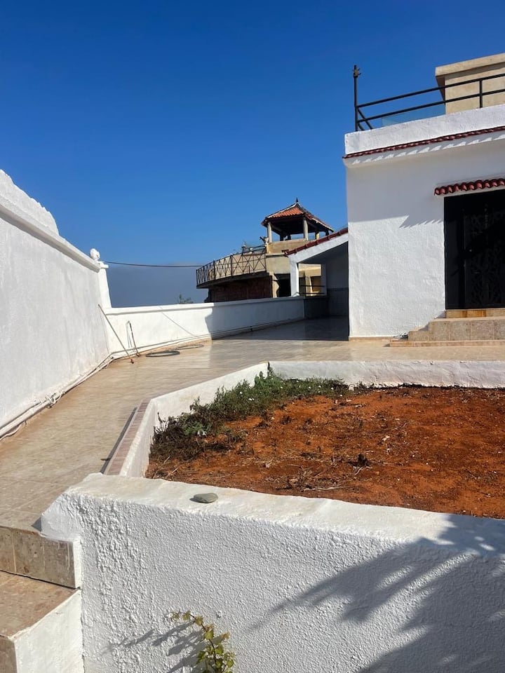 Villa Au Bord De Mer Avec Plage Privée - Algeria