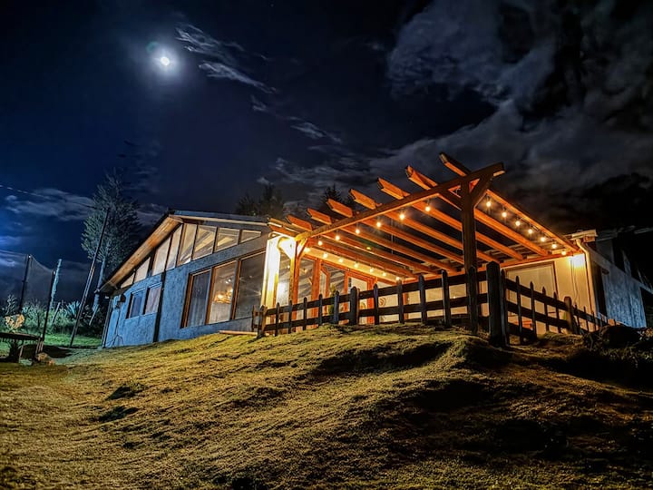 Casa Campestre Con Vista Al Volcan Cayambe - Imbabura