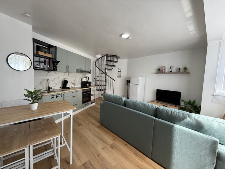 Nice 2 Bedroom Apartment In Brussels-nord Station - 布魯塞爾