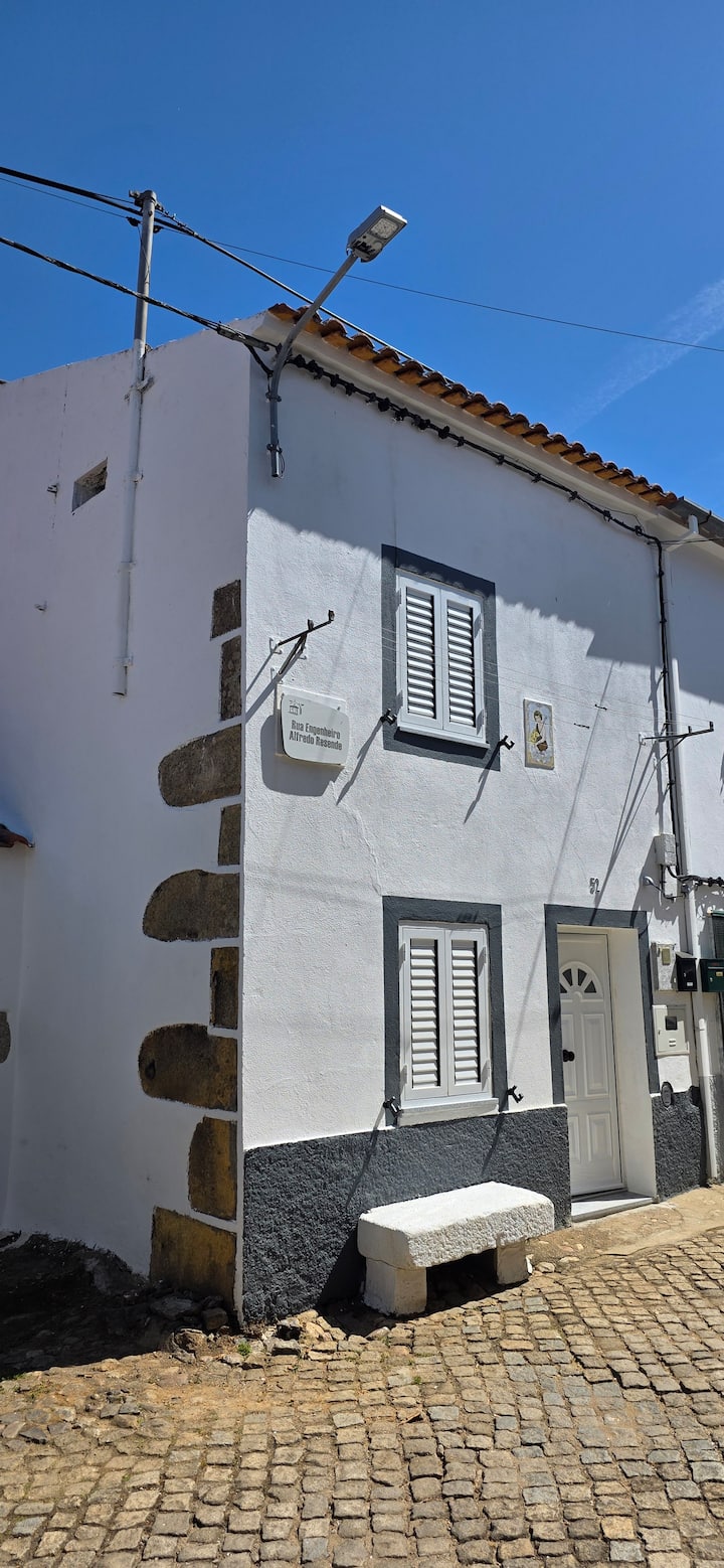 Casa Da Ti Carolina
Alcafozes - Monsanto