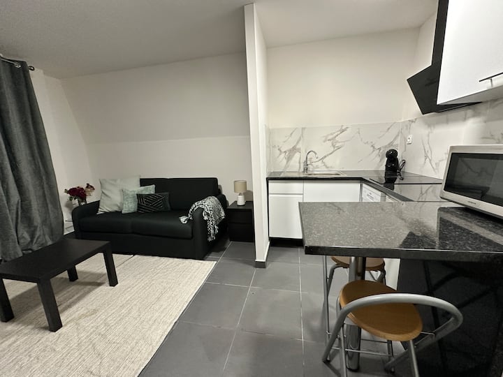 Cosy Studio Les Mureaux, Paris/normandie à Portée - Les Mureaux