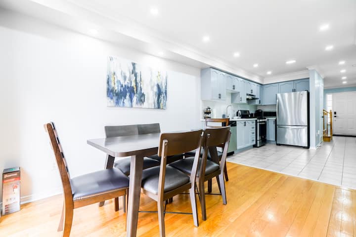 Rare Find! Best Location! - Vaughan