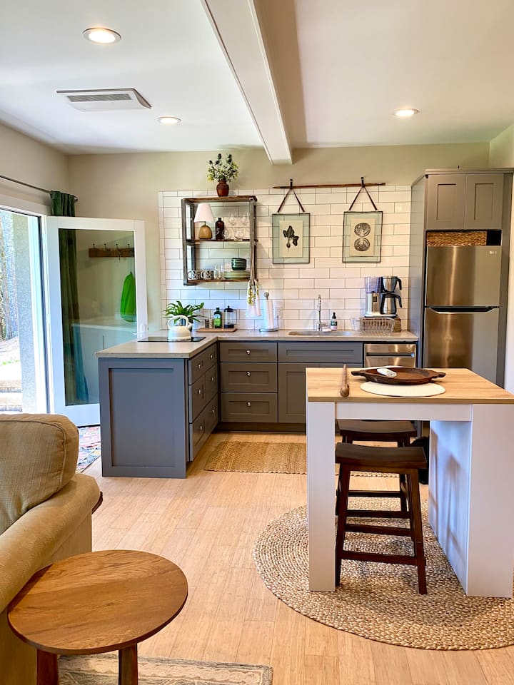 Sunrise Studio - Peaceful Getaway Near Vt - Blacksburg