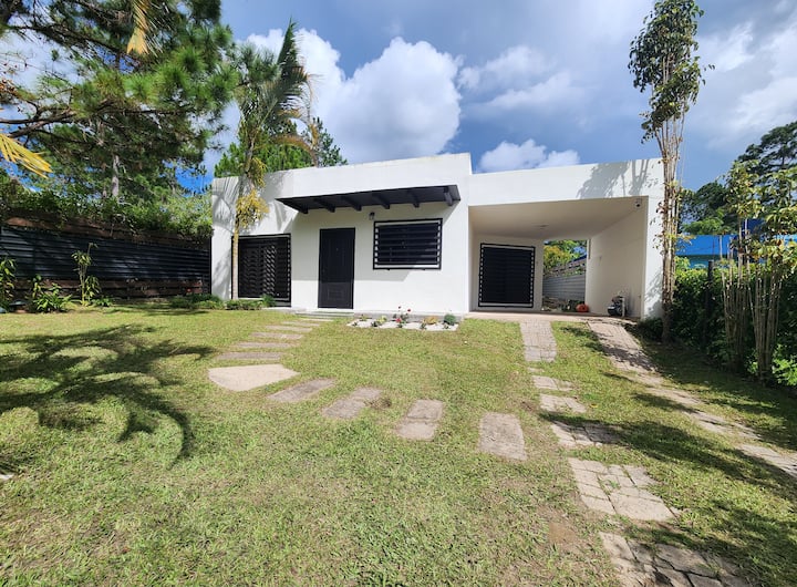 Villa Jardín De "Los Reyes" - Valle de Ángeles