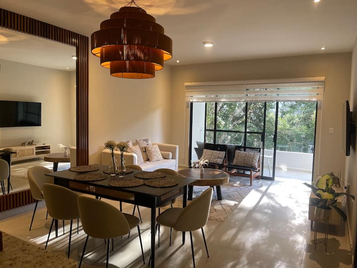 Escape In Playa Del Carmen / Selvanova Coto 11 - Playa del Carmen