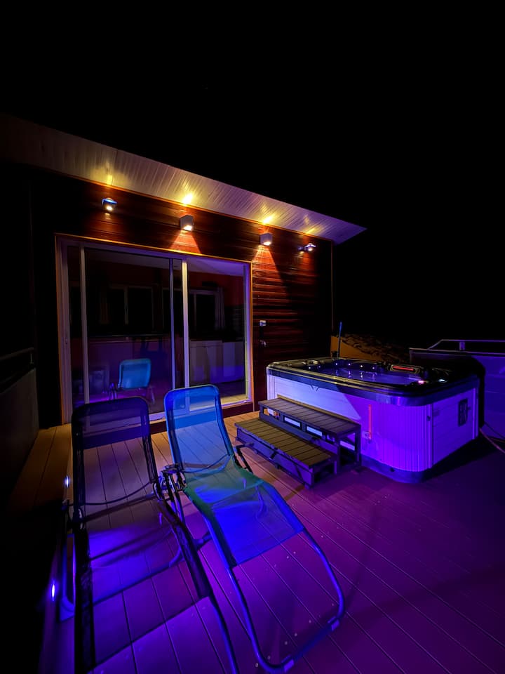 Maison Avec Spa Privé Et Terrasse Calme & Détente - Tarn