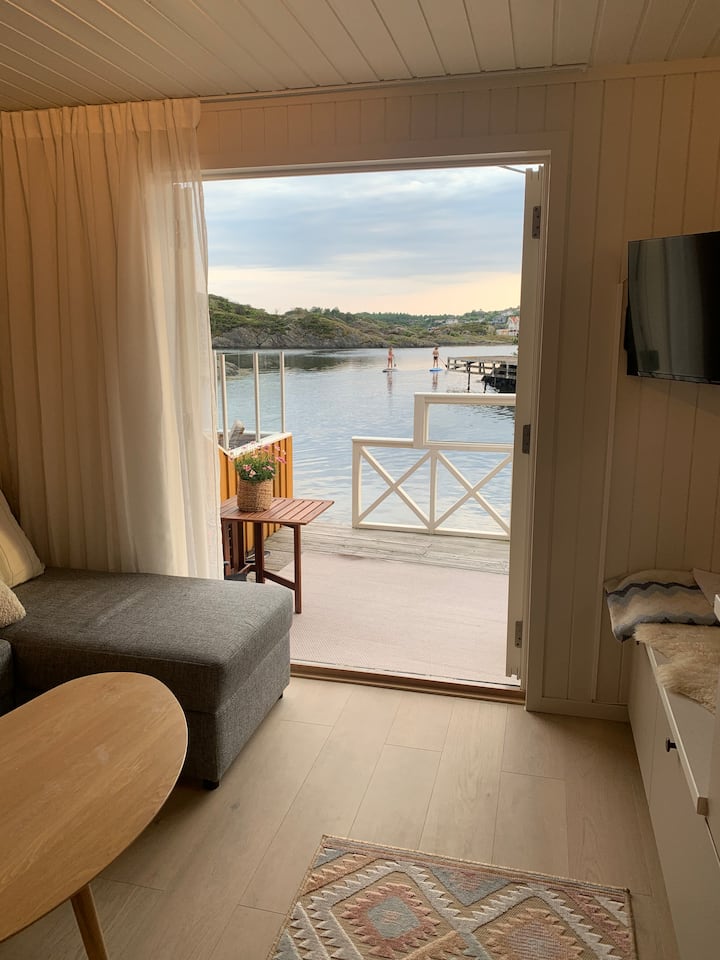 Sjøbu I Skibbusundet - Norway