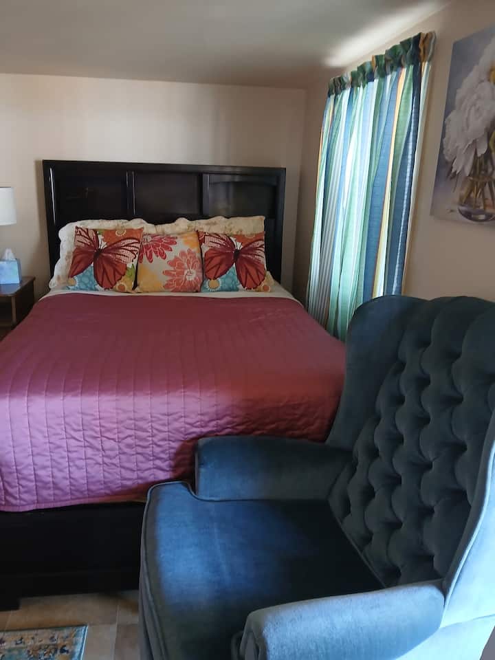 Cozy 1 Bed 1 Bath 328 Sq Ft - Murfreesboro, NC