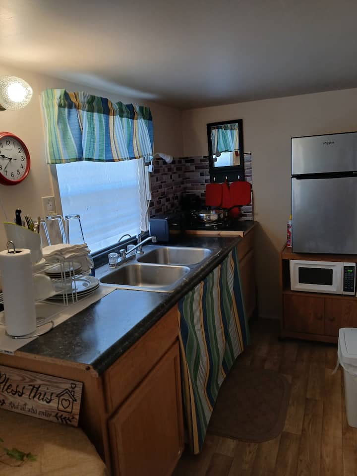 Cozy 1 Bed 1 Bath 328 Sq Ft - Murfreesboro, NC