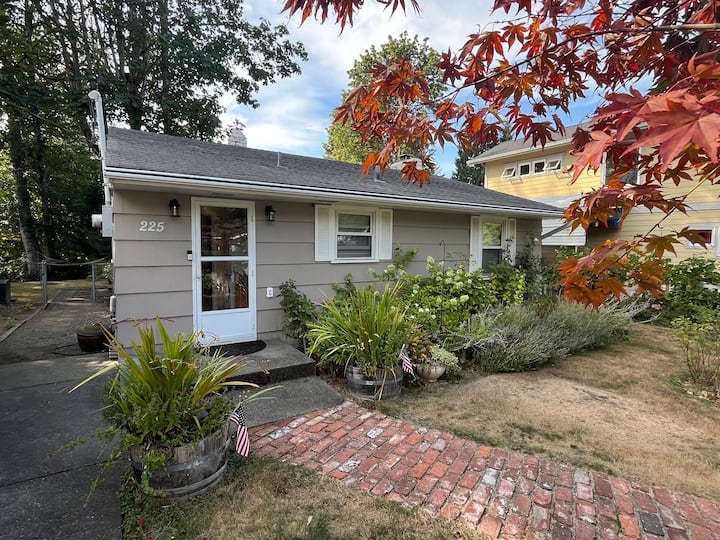 Issaquah Creek House - Nugget Lake, Issaquah