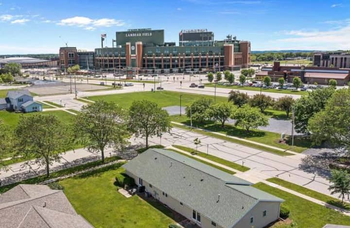 Leap To Lambeau - Green Bay, WI
