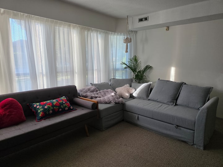 Private 1br Near Yvr & Transit • Free Parking - Vancouver
