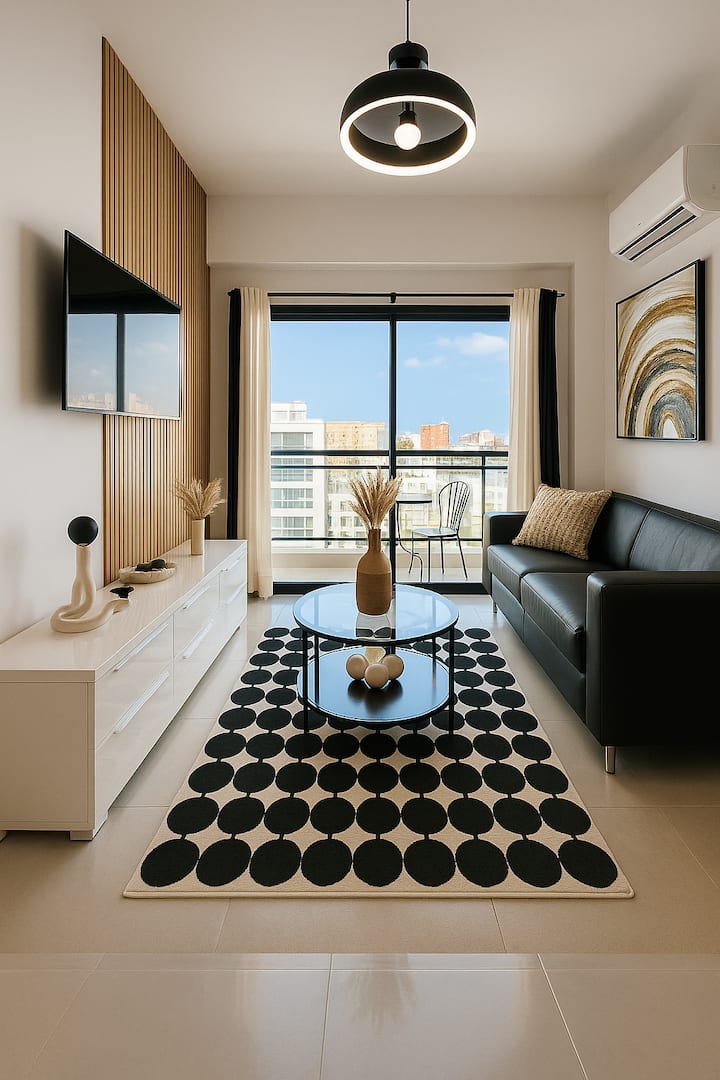 Elegant Apt With Ocean & City View - Caribbean