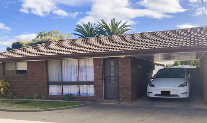 Self-contained 2-bedroom Unit In Deniliquin - Deniliquin