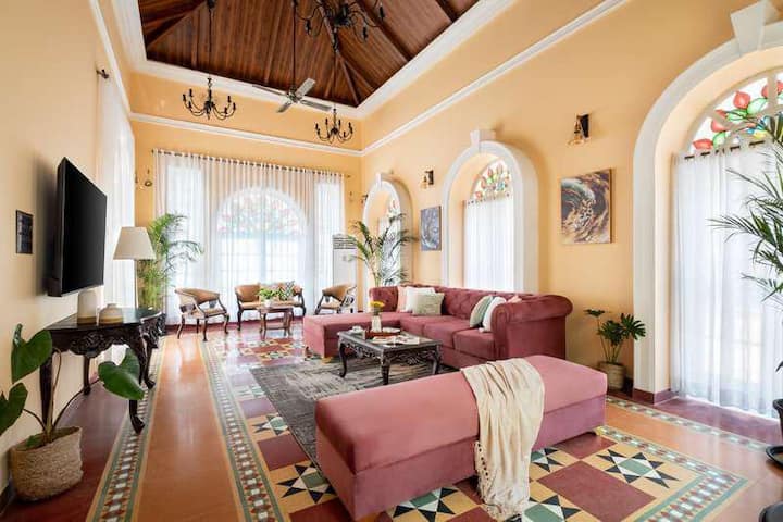 5bhk Portugese Villa With Pvt Pool In Vagator - Inde