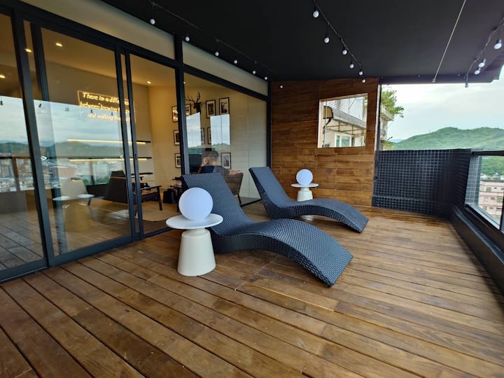 Project Sunroom 日光計畫-禁菸 4+2人/二室二衛 - Taipei