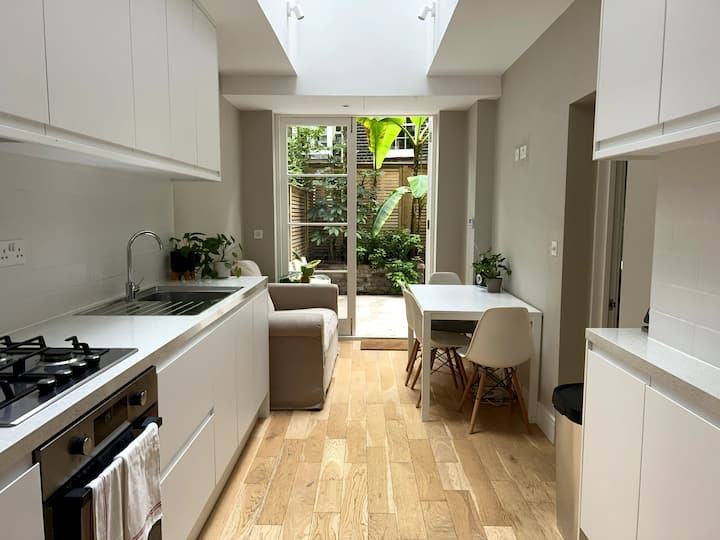 Calming Garden Flat In Pimlico, London - Bloomsbury