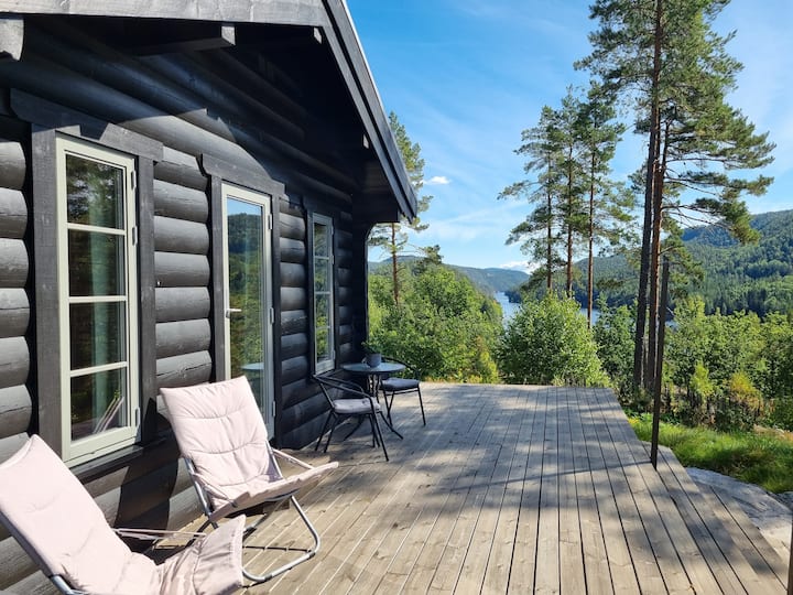 Naturskjønn Hytte På Hoseid Gård I Drangedal. - Norway