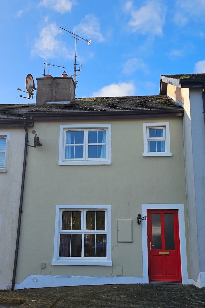 2 Bed House - Rosslare Harbour