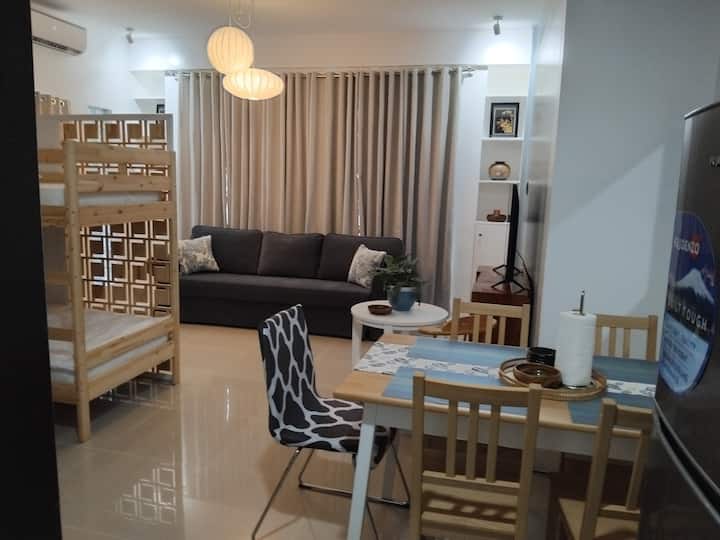 Studio Home Near Sm Legazpi - Legazpi City