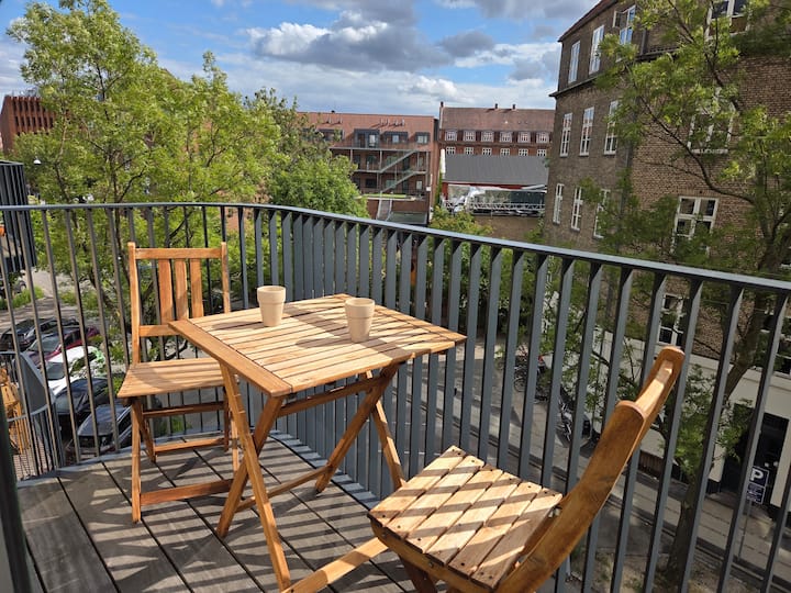 ØSterbro-lejlighed Med Dejlig Altan - コペンハーゲン