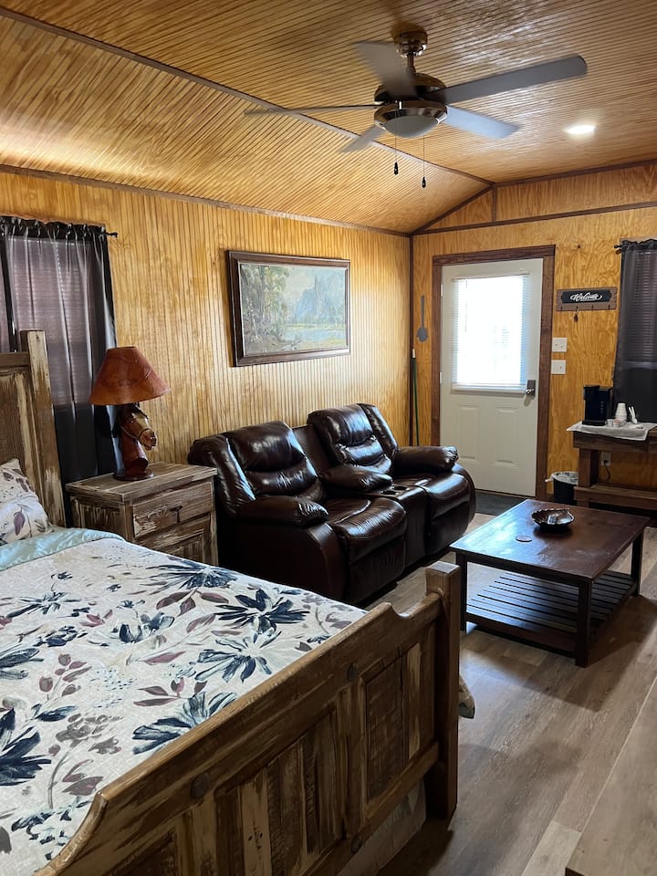 Country Living - Crystal City, TX