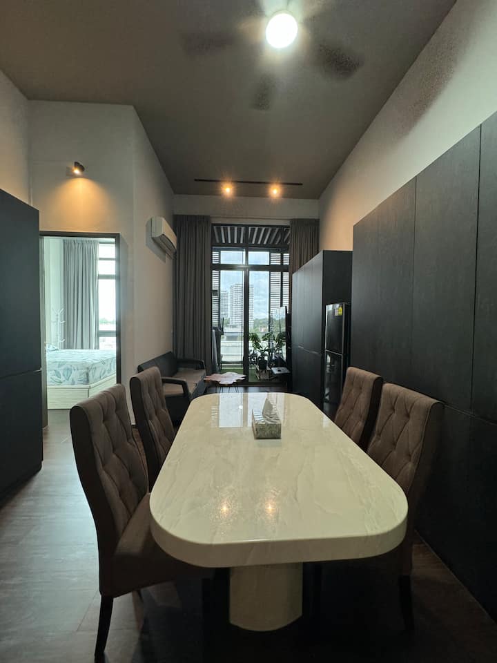 2min Siglap Mrt & Eateries*premium  Suite*seaview - Tampines