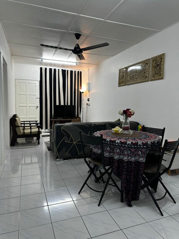 Aileen Homestay Swimming Pool - Teronoh