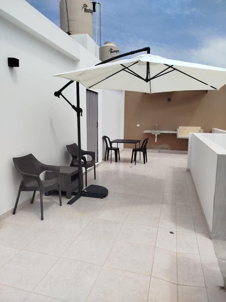 Habitación/wifi Y Terrazaprivada - Piura