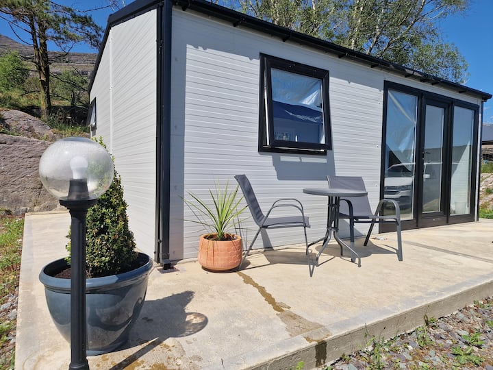 Cabin Located On Farm In Beara - County Kerry