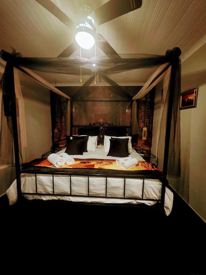 El-tsuri Hartbeespoort- "The Egyptian Unit" - Hartbeespoort