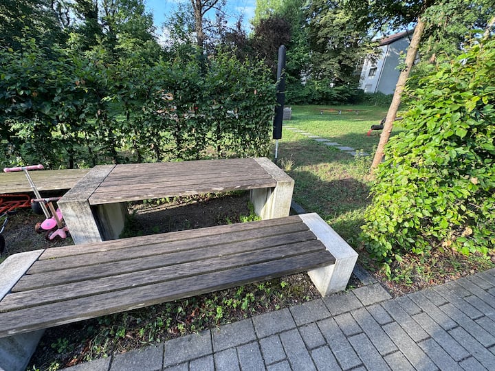 Spacious Ground Floor Apartment + Garden - München