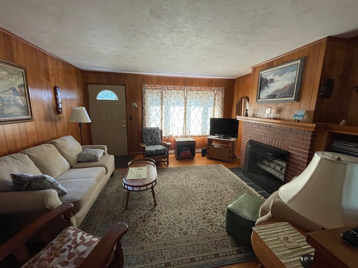 3 Minute Walk To Beach - Ogunquit, ME