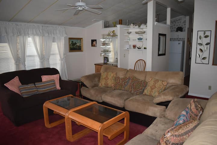 Rivered Desert Retreat - Bullhead City, AZ