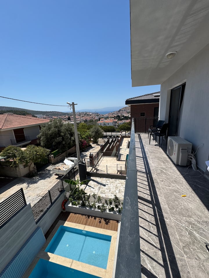 Maia Suites 1+1 Suite, Havuz, Deniz Manzaralı (11) - Çeşme