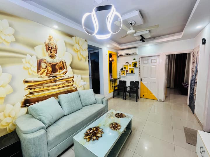 The Sunset View 2bhk - Ghaziabad