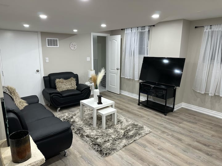 Cozy 1 Bedroom Apartment - Bolton