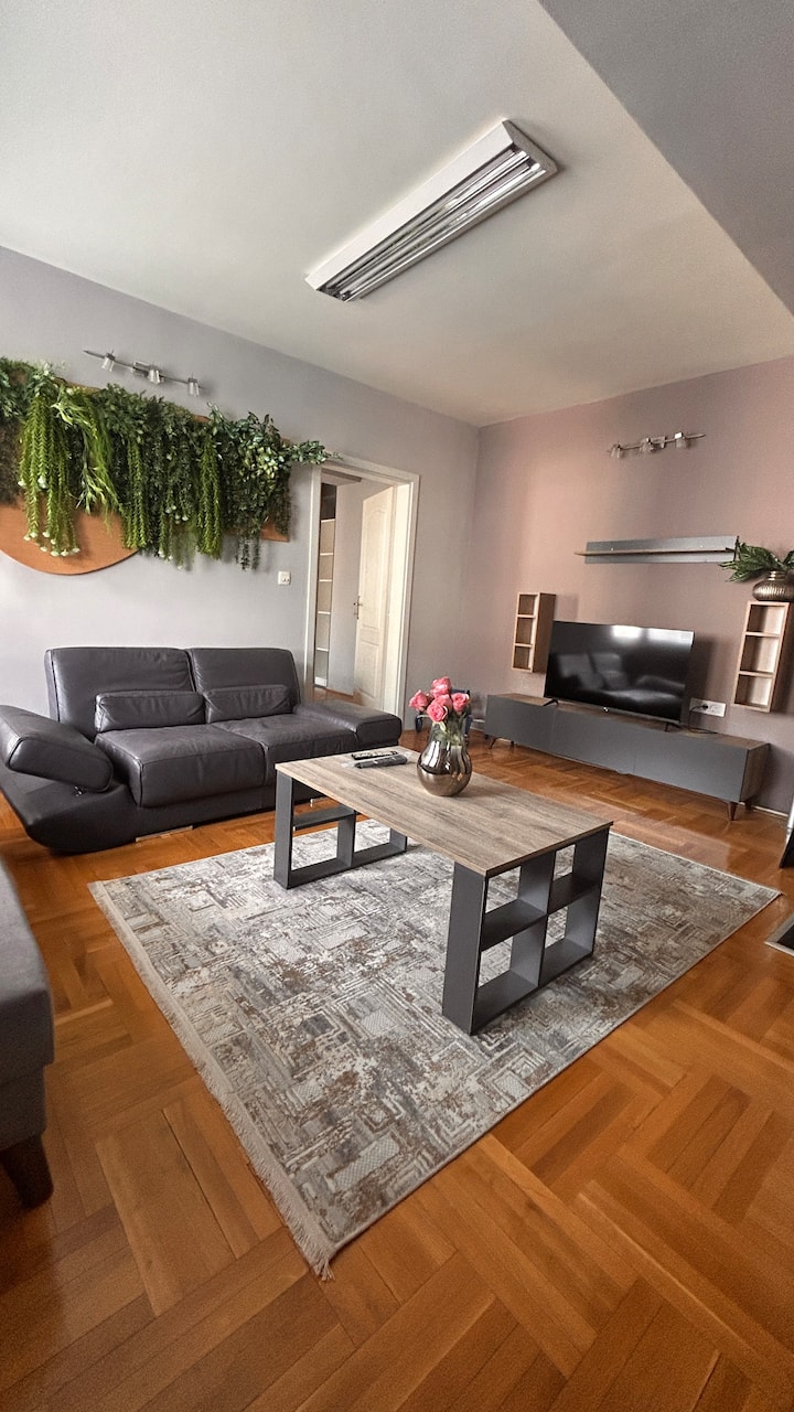 Top Stay Skopje | Fast Wi-fi - Skopje