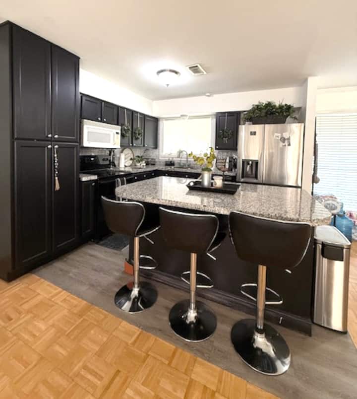 Casa Zen Cozy Cottage In Brownsville - 라 팔로마