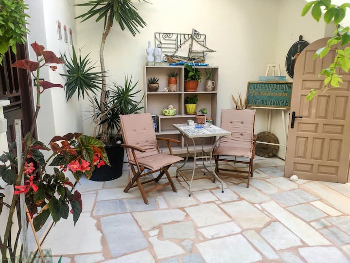 Comfortable Studio In The Heart Of The Town - Naxos