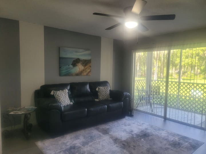 Wafflemaker Waterfront Condo 2br Full Ensuite
Pool - Inverness, FL